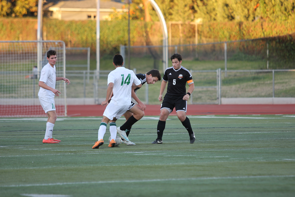 Tulin notches last-minute game-winner to propel boys’ soccer past ...